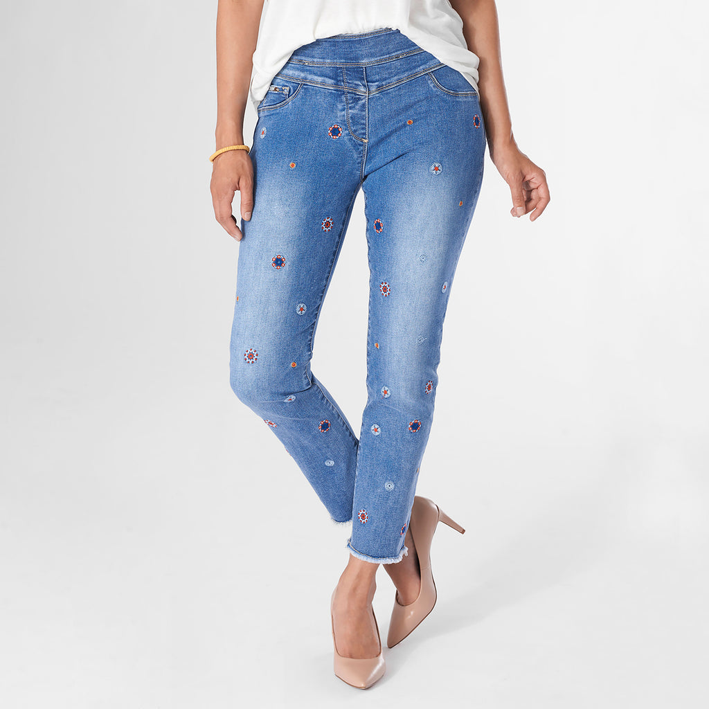 OMG Straight Leg Embroidered Capri Jeans - Final Sale – tgbBRANDS
