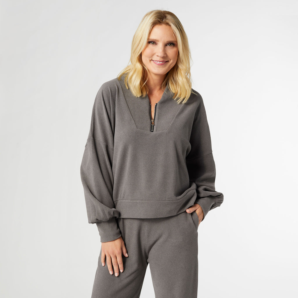 Smooth Zipper Pullover - Final Sale – tgbBRANDS